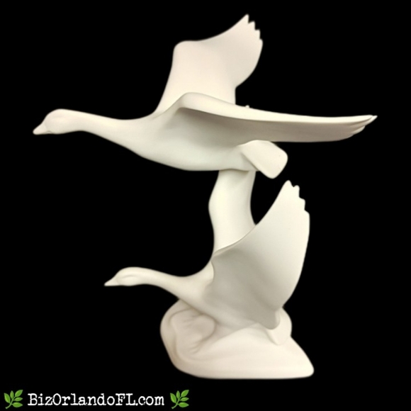 Unique Vintage | Accents | Vintage Kaiser Geese In Flight Bisque Artist ...